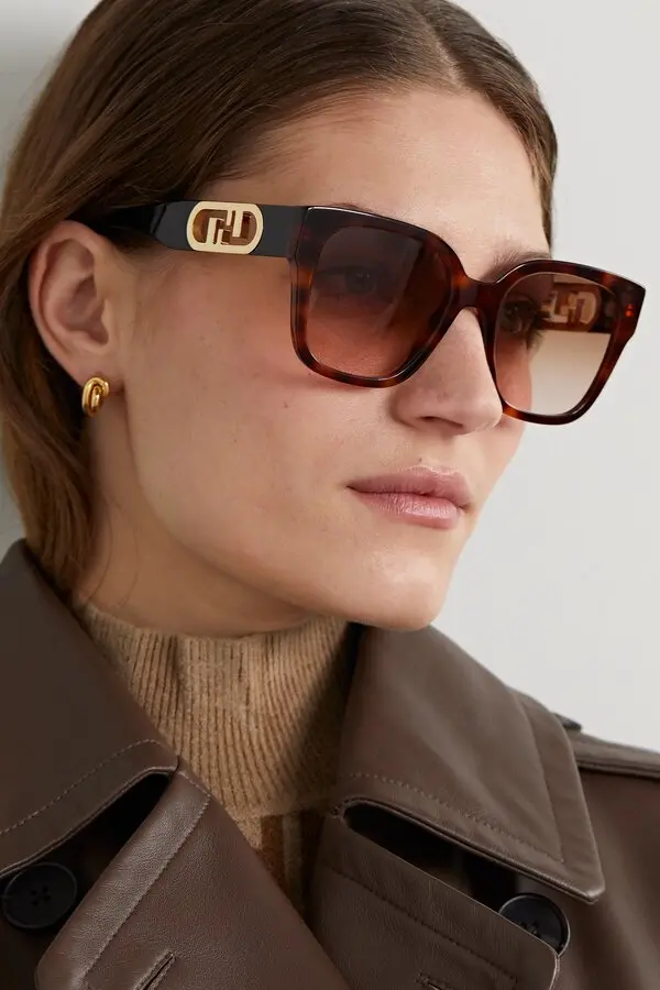 Fendi O'lock Oversized Square-frame Sunglasses