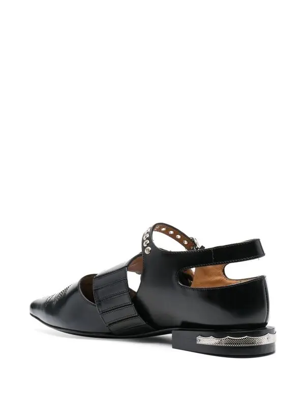 Toga Buckle Detail Pumps