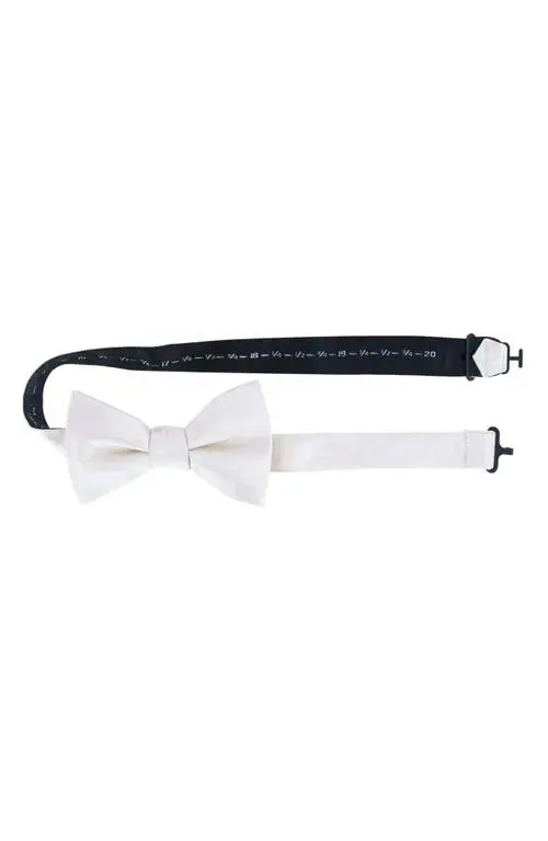 Trafalgar Sutton Silk Bow Tie - Cream