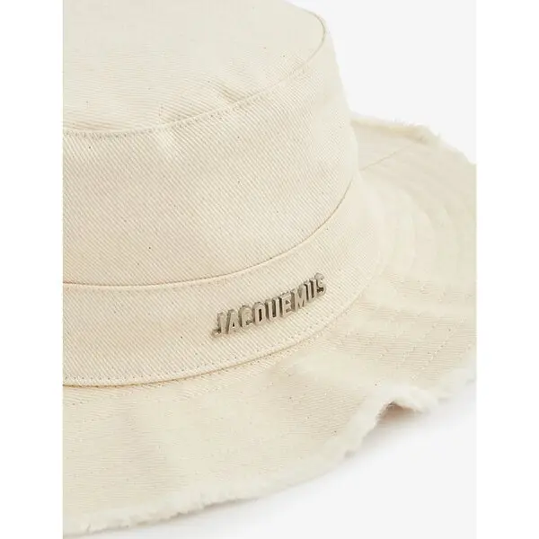 Jacquemus Le Bob Artichaut Bucket Hat With Neck-strap - Off White
