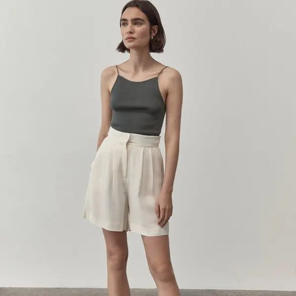 ST. AGNI High Waist Pleated Shorts