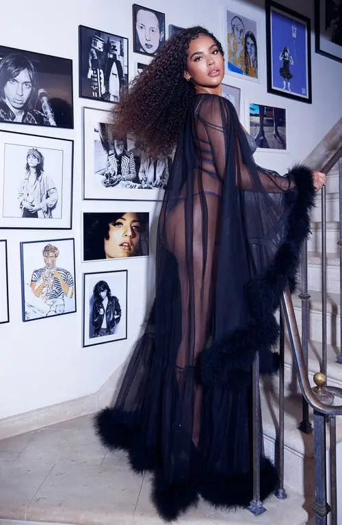 ROMA CONFIDENTIAL Hollywood Glam Feather Trim Mesh Robe