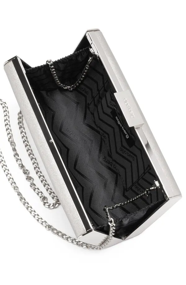 OLGA BERG Metallic Box Clutch With Chain Strap - Silver