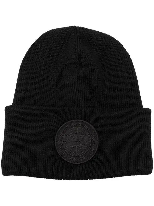 Canada Goose Arctic Disc Knitted Beanie - Black