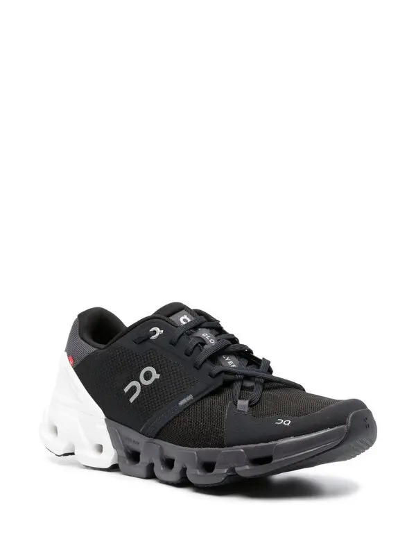 On Cloudflyer Low-top Sneakers - Black