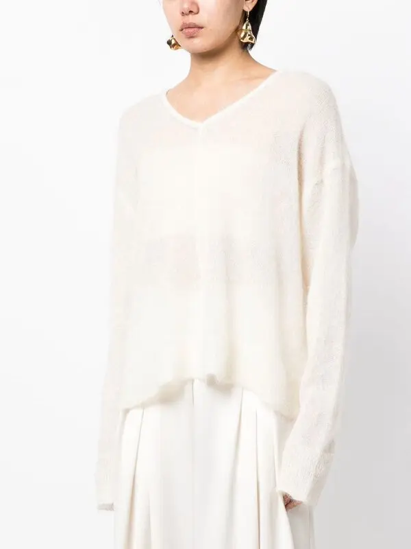 Goen.j V-neck Knitted Sweater - White