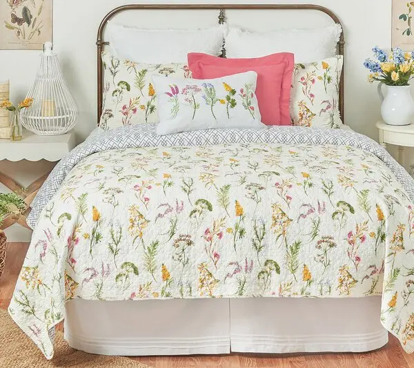 C&F HOME Genevieve Twin Quilt Set - One-color