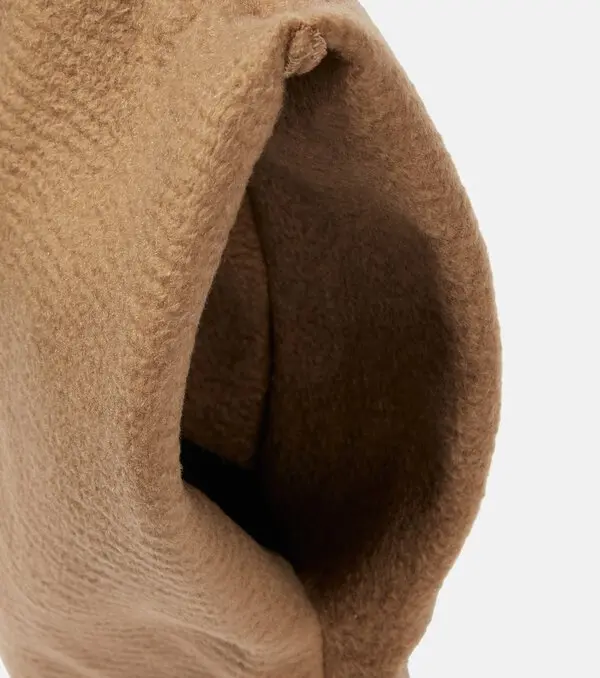 THE ROW Glove Large Clutch - Brown