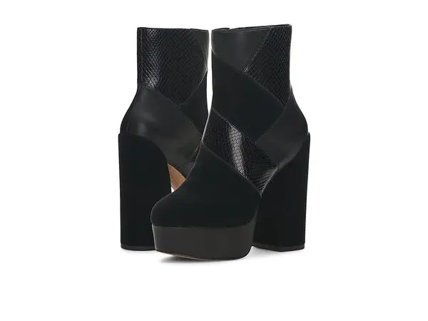 Vince Camuto Gilisama Boots