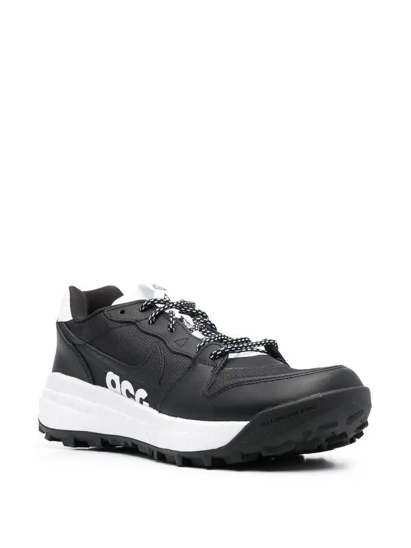 Nike Low-top Sneakers