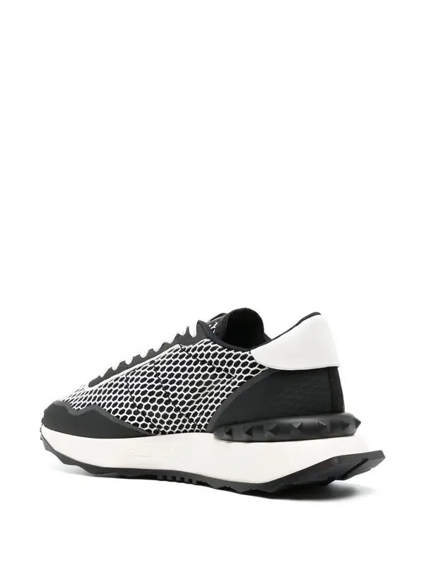 Valentino Garavani Netrunner Low-top Sneakers - Black