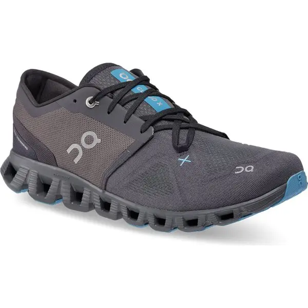 On Cloud X 3 Training Shoe