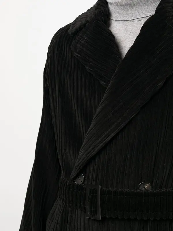 HEVO Belted Ribbed Coat