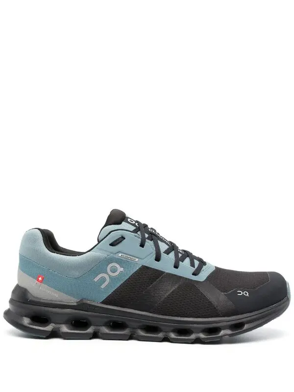 On Cloudrunner Low-top Sneakers