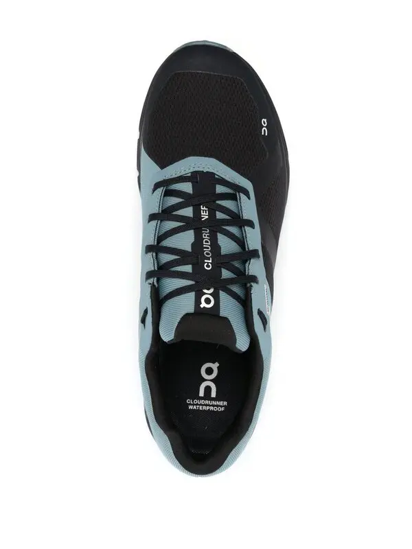 On Cloudrunner Low-top Sneakers