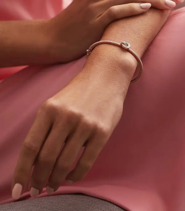 BOODLES Rose And Diamond Roulette Bangle