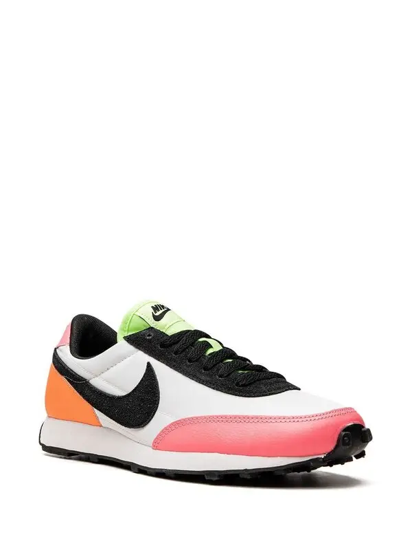 Nike Daybreak Low-top Sneakers - White