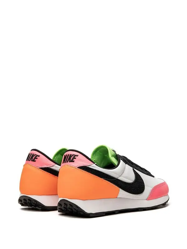 Nike Daybreak Low-top Sneakers - White