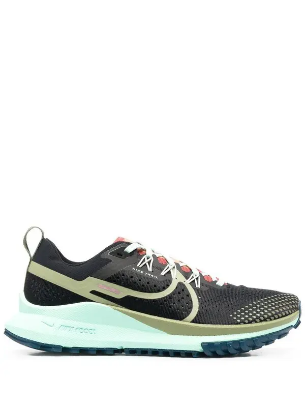 Nike React Pegasus Trail 4 Low-top Sneakers - Black