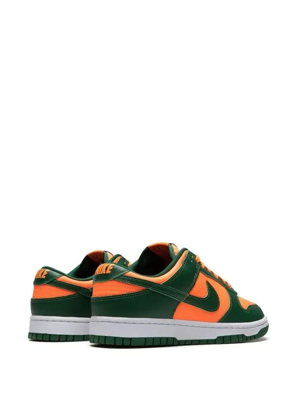 Nike Dunk Low Sneakers - Green