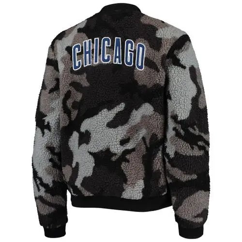 THE WILD COLLECTIVE Chicago Cubs Camo Sherpa Full-zip Bomber Jacket