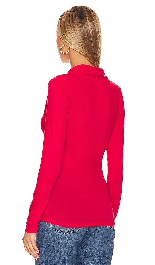 Velvet By Graham & Spencer Meri Top In Red