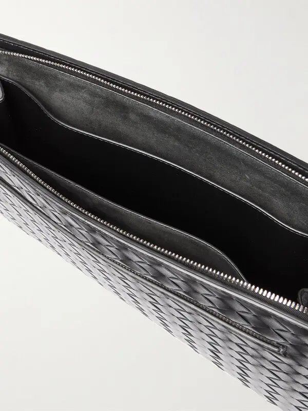 Bottega Veneta Avenue B. Intreciatto Leather Pouch - Black