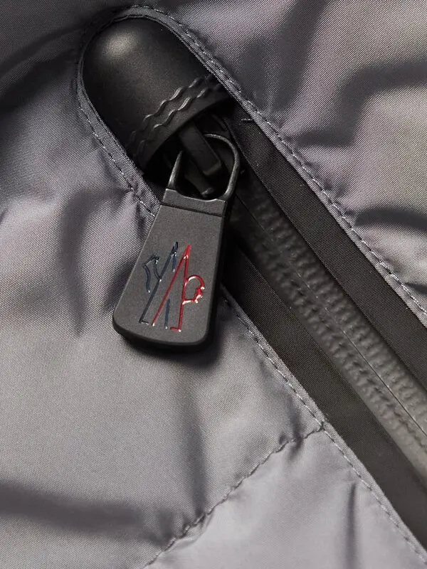 Moncler Isorno Quilted Down Ski Jacket - Gray