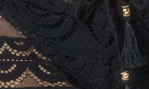 PQ SWIM Lexi Lace Cover-up Shorts - Lace Diva