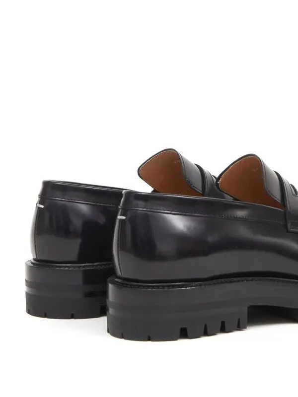 MAISON MARGIELA Tabi Leather Loafers - Jet Black