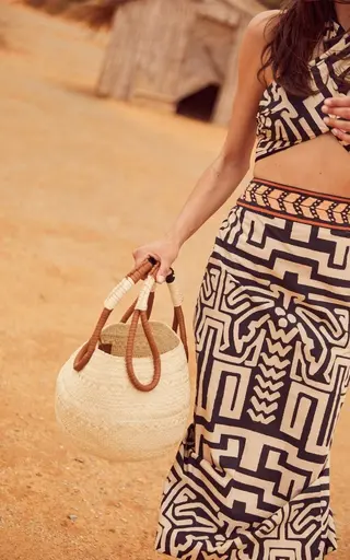 Johanna Ortiz Tejiendo Esperanzas Iraca Palm Top Handle Bag