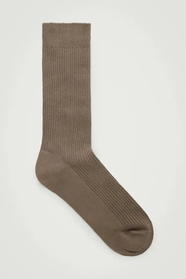 Cos Ribbed Socks - Brown
