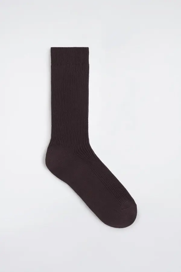Cos Ribbed Crew Socks - Brown