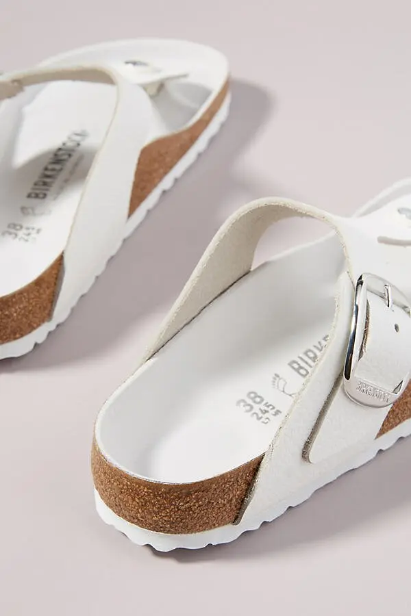 BIRKENSTOCK Gizeh Big Buckle Smooth Leather Sandals