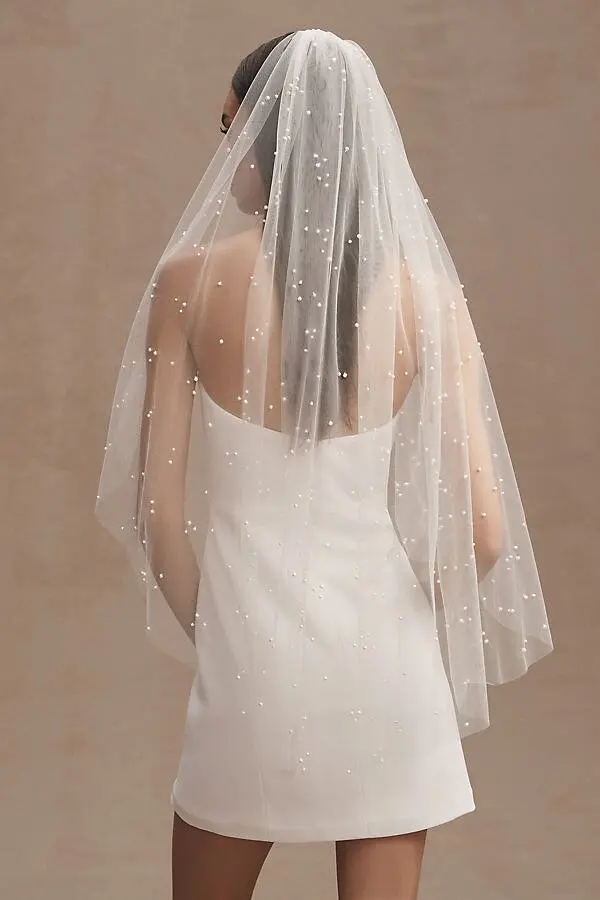 A.B. ELLIE Roesia Pearl Fingertip Veil