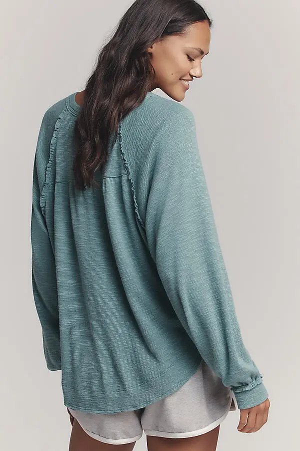 PILCRO Ruffled Raglan Thermal Top - Bottle Green