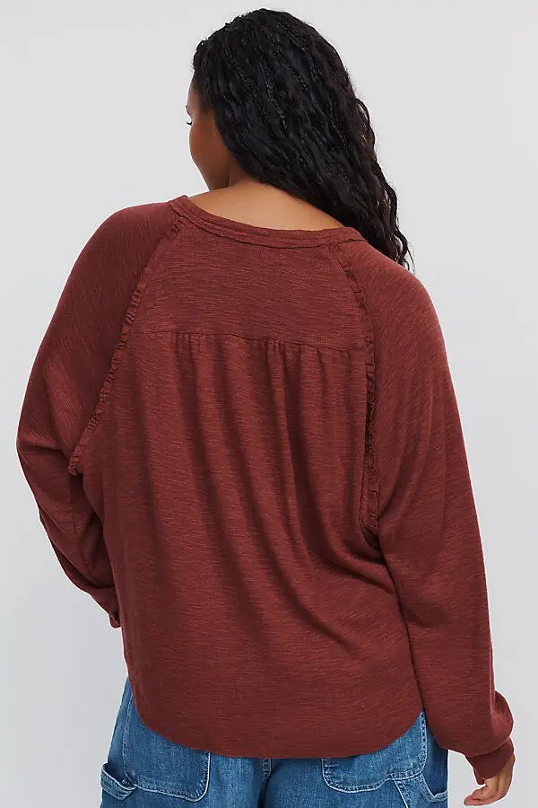 PILCRO Ruffled Raglan Thermal Top - Chocolate