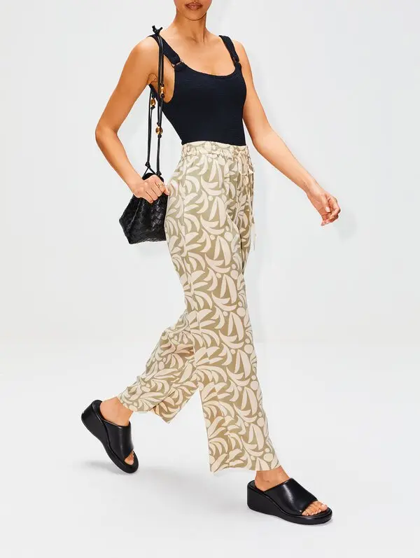 Matteau Drawstring Trouser