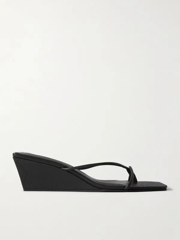 ST. AGNI Leather Wedge Sandals