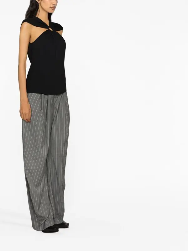 Stella McCartney Ring-hardware Cold-shoulder T-shirt - Black