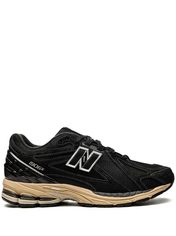 NEW BALANCE 1906r Sneakers