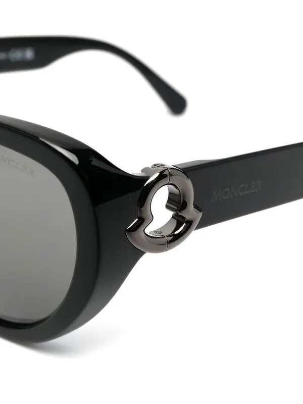 Moncler ‘Anodize’ Black Sunglasses Moncler Anodize Cat-Eye Sunglasses In Black - 20% Off  main image 2