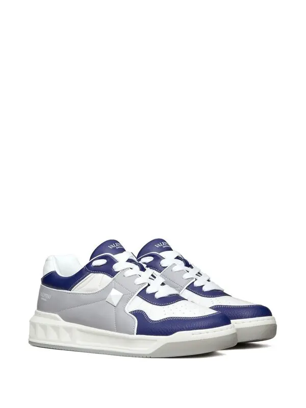 Valentino Garavani One Stud Sneakers - Grey