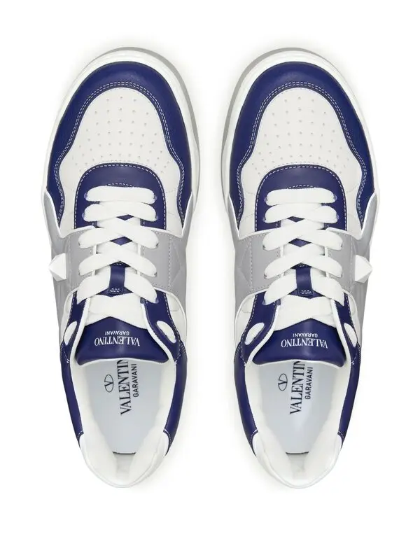 Valentino Garavani One Stud Sneakers - Grey