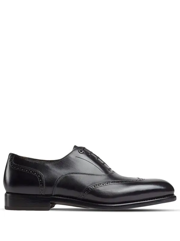 FERRAGAMO Gancini Leather Oxford Shoes