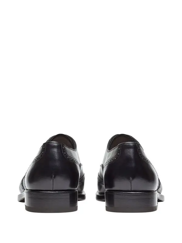 FERRAGAMO Gancini Leather Oxford Shoes