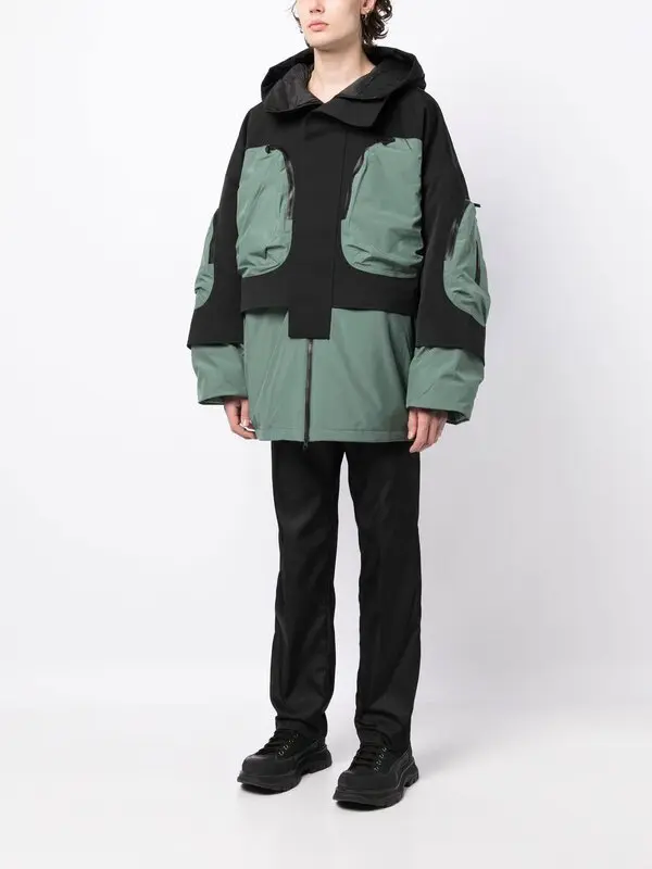 A. A. SPECTRUM Zip-up Padded Down Jacket