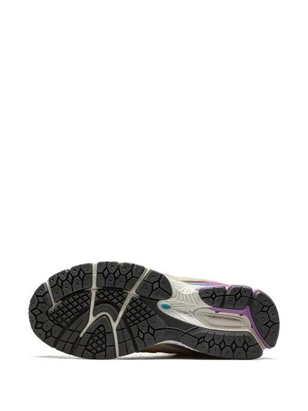NEW BALANCE 2002r Sneakers - Neutrals
