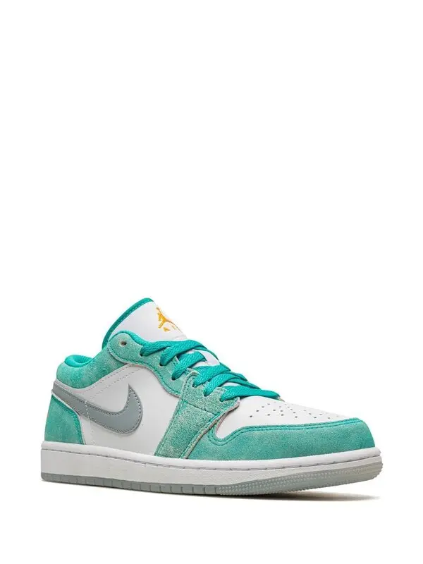 JORDAN Air 1 Low Se Sneakers - Green