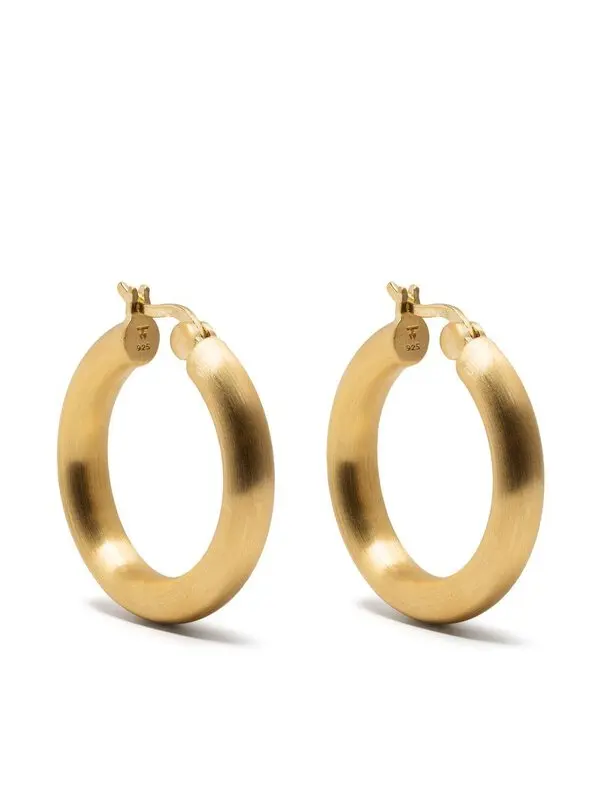 Tom Wood Medium Classic Satin Hoop Earrings - Gold | Editorialist